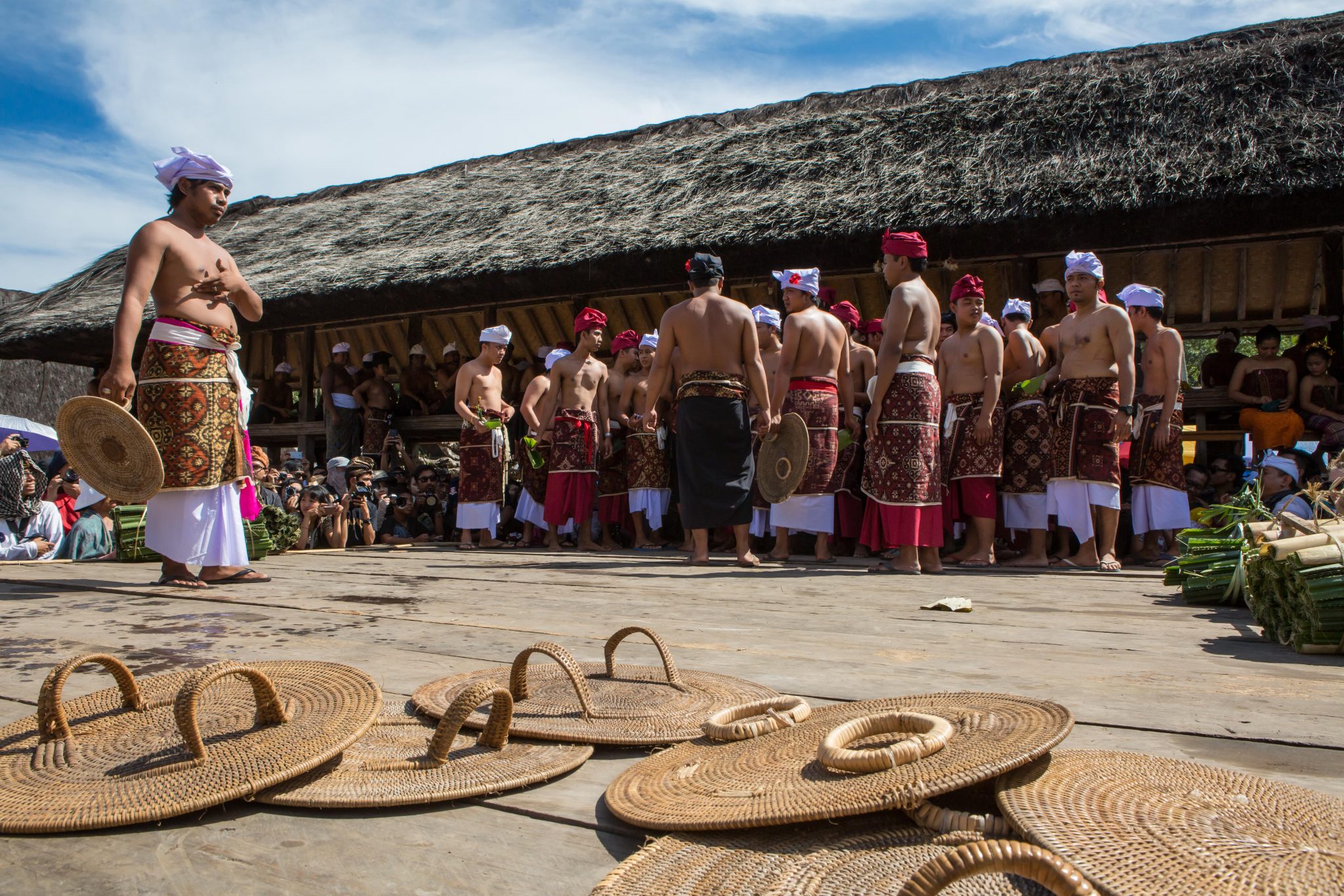 Mekare-kare - Tenganan, Bali - Duniart - Photography and Blog by Toine ...