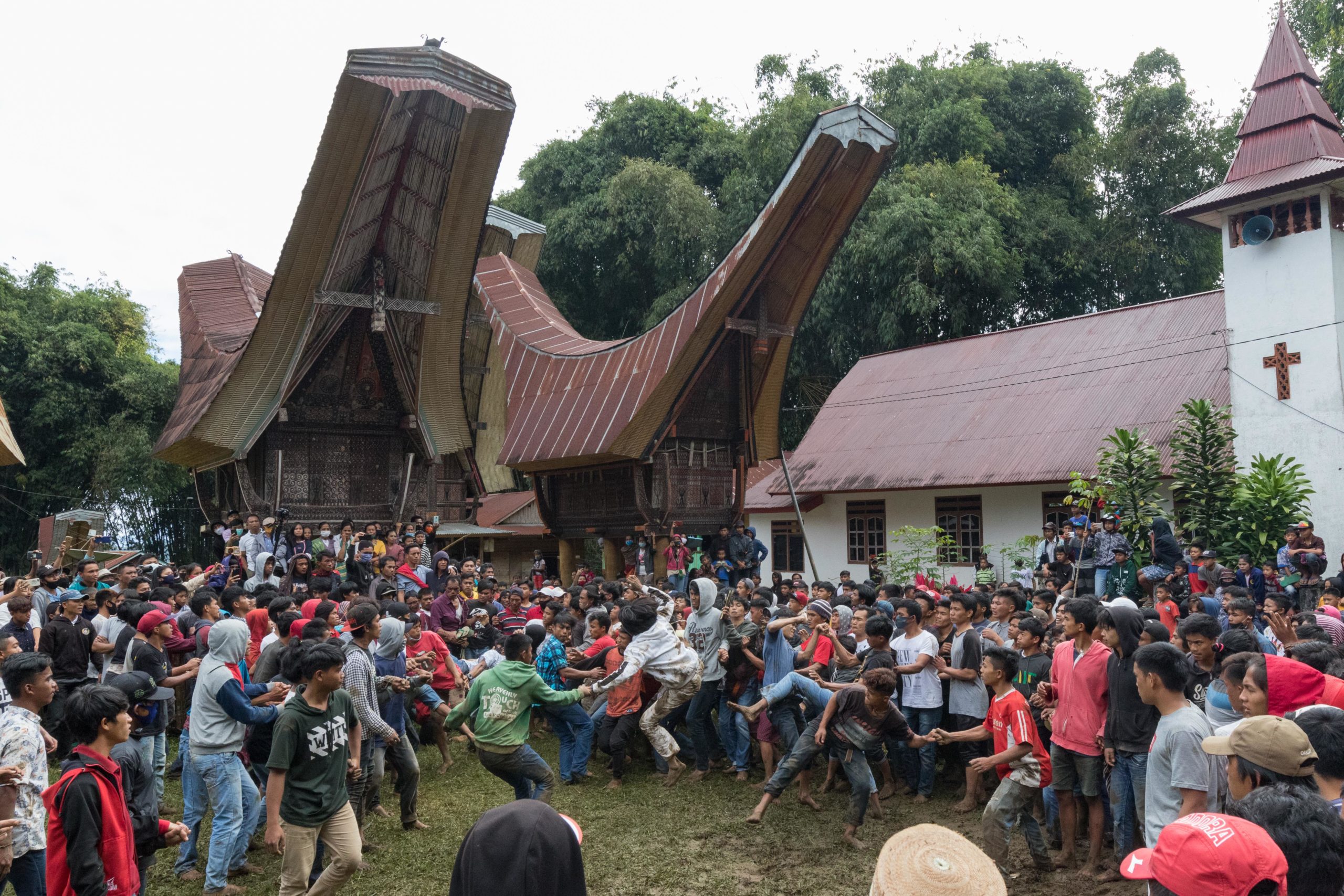 Sisemba Ritual - Tana Toraja, Sulawesi - Duniart - Photography and Blog ...